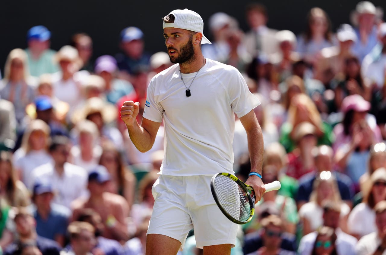 Jacob Fearnley puts up a fight against Novak Djokovic after Andy Murray ...