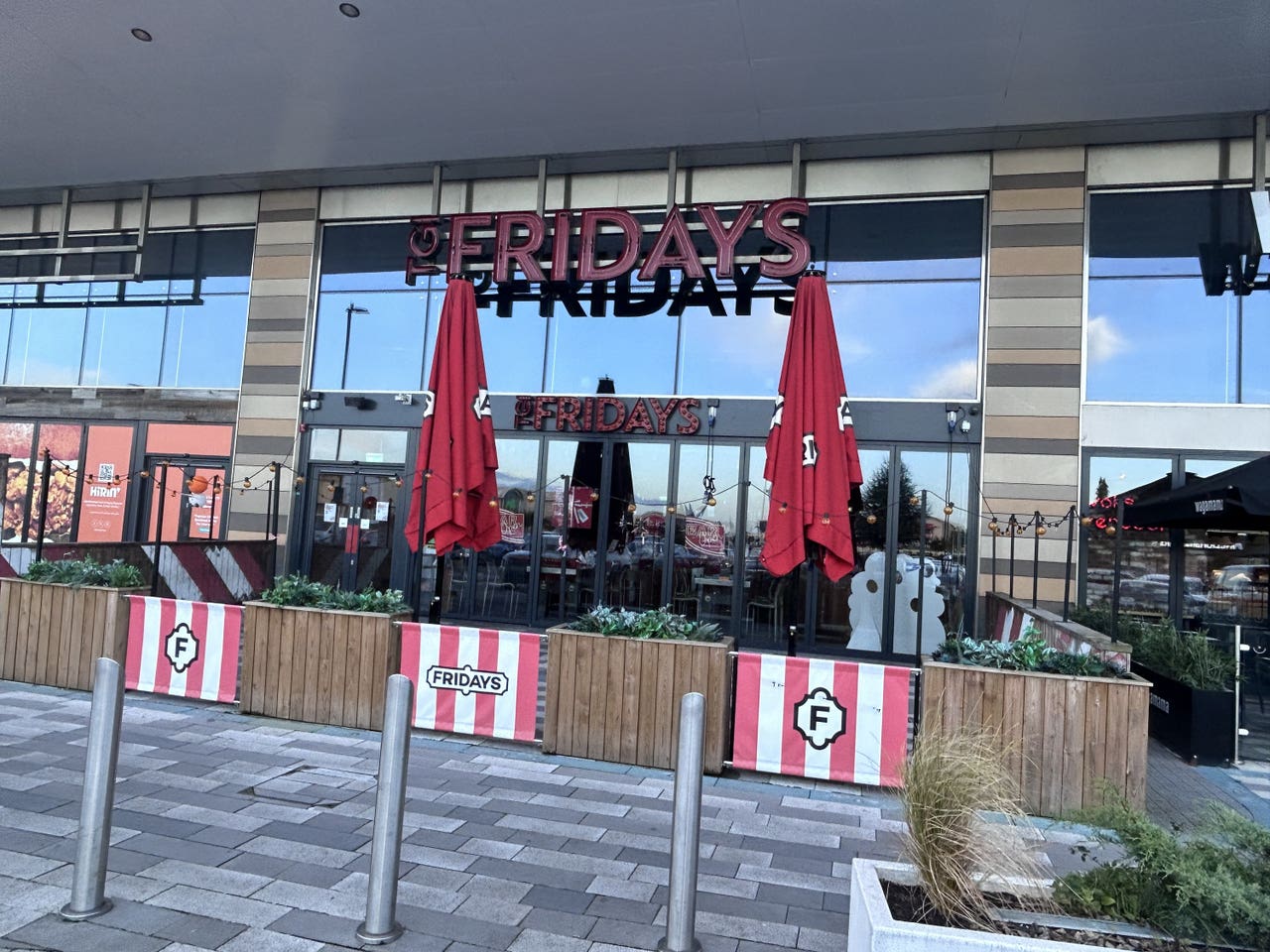 Restaurant chain TGI Fridays UK files to appoint administrators ...