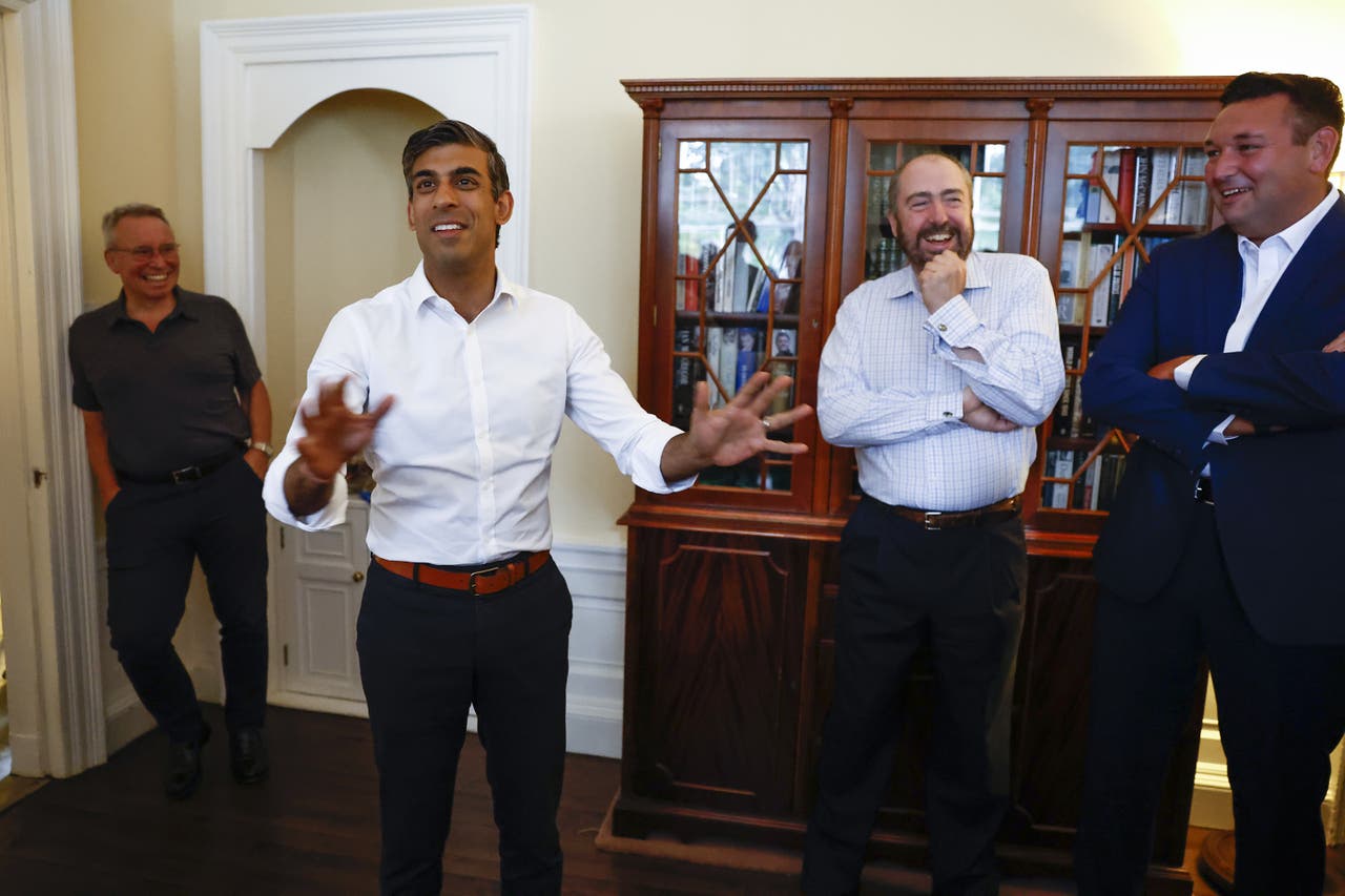 Sunak slams Truss’s ‘starry-eyed boosterism’ as clashes over economy ...