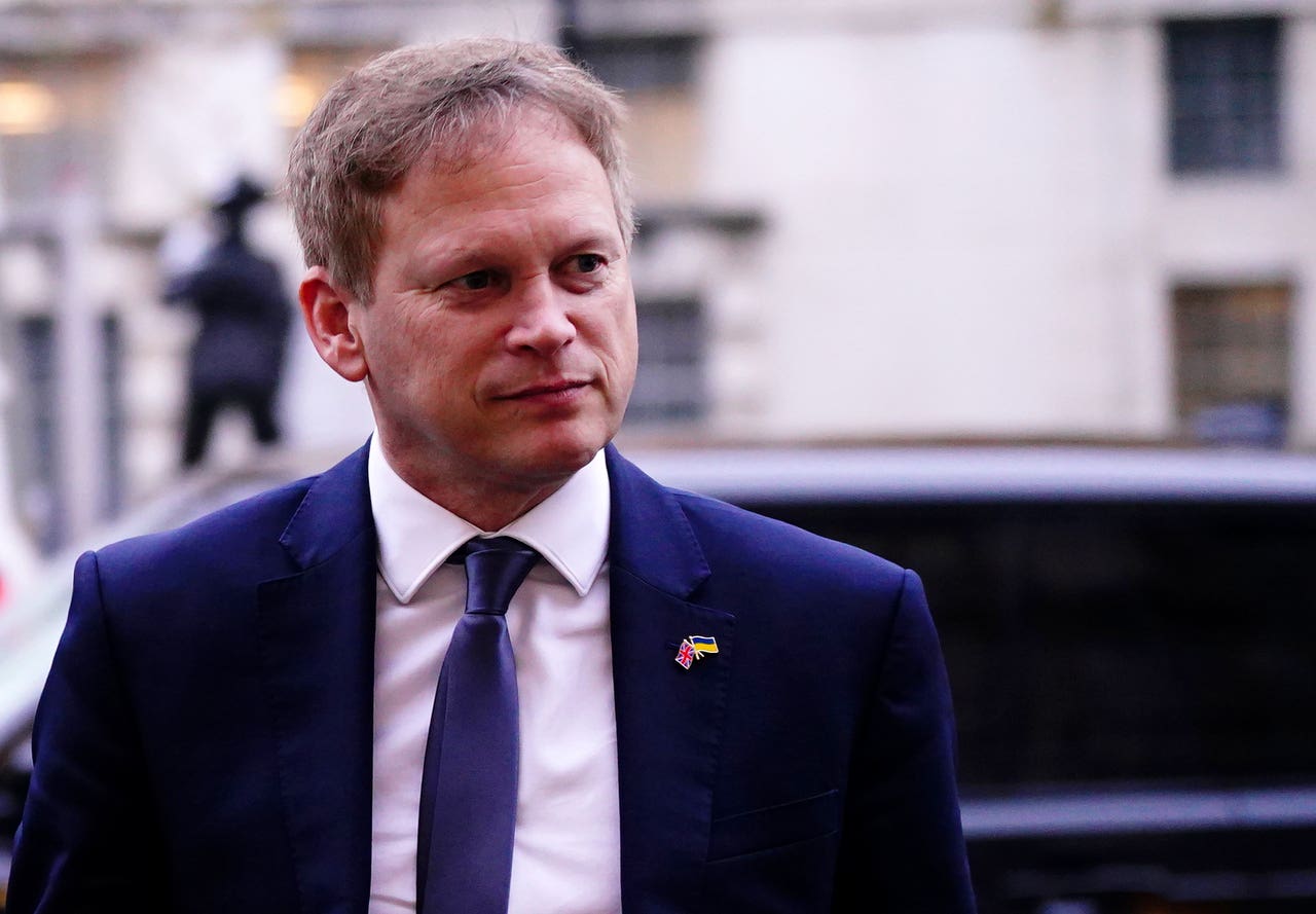 Grant Shapps: Officials ‘actively working’ on prepayment meter disconnections | Bury Times