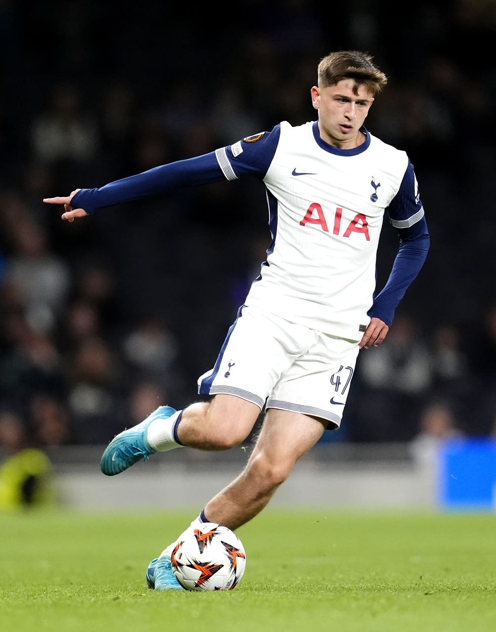 Tottenham midfielder James Maddison compares Mikey Moore to Neymar ...