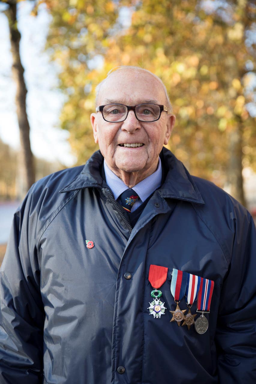 D-Day veteran who lost both legs in key battle dies aged 99