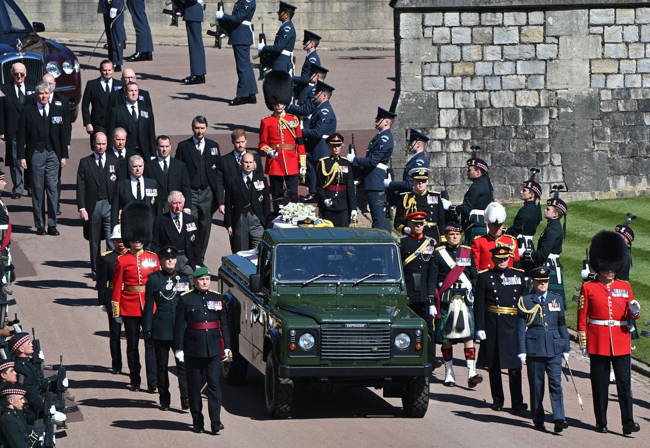 Bespoke state hearse for Queen who was consulted on the design ...