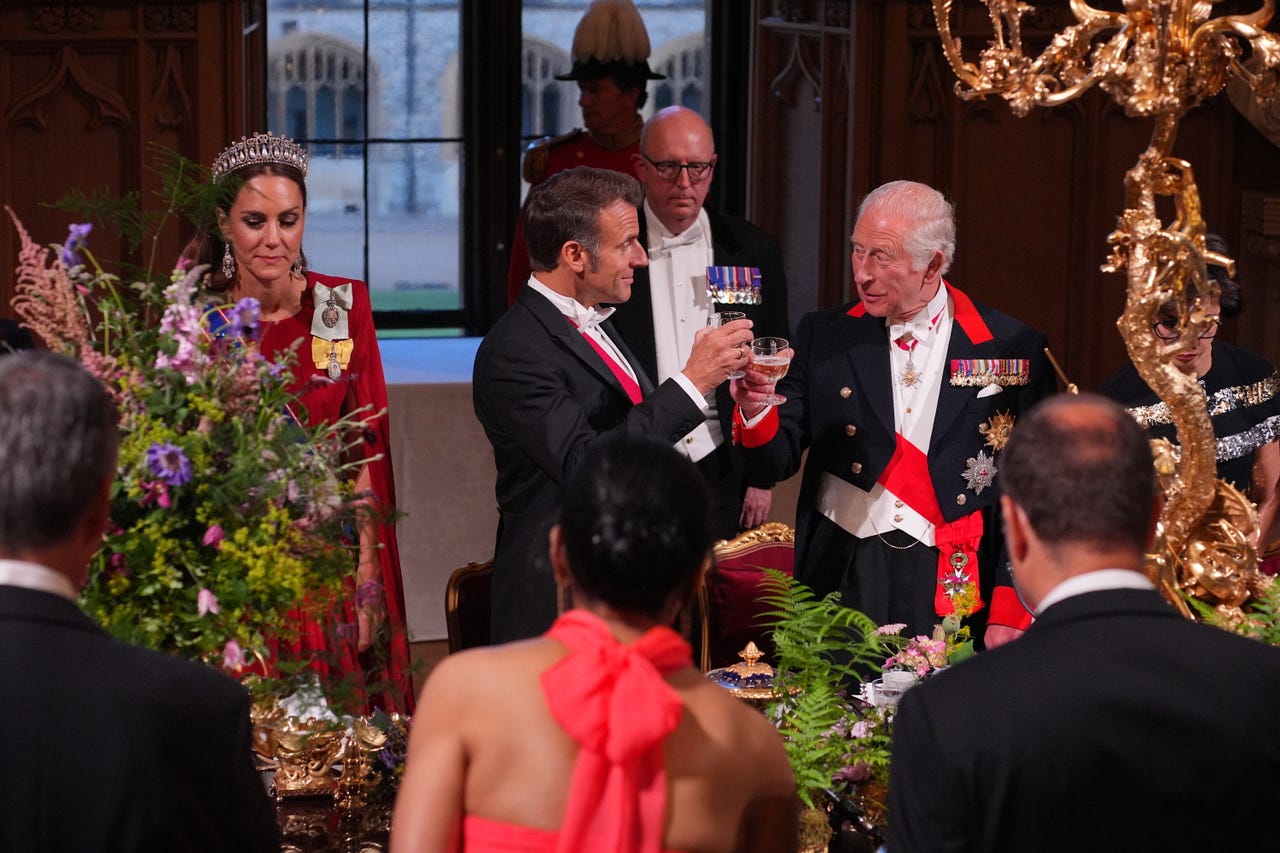 Kate dazzles in dark red silk at state banquet return | Lowestoft Journal