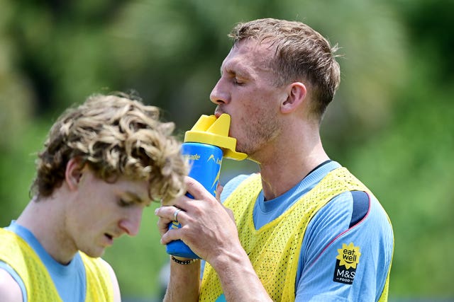 Disney trip helps get England defender Dan Burn ready for the World Cup ...