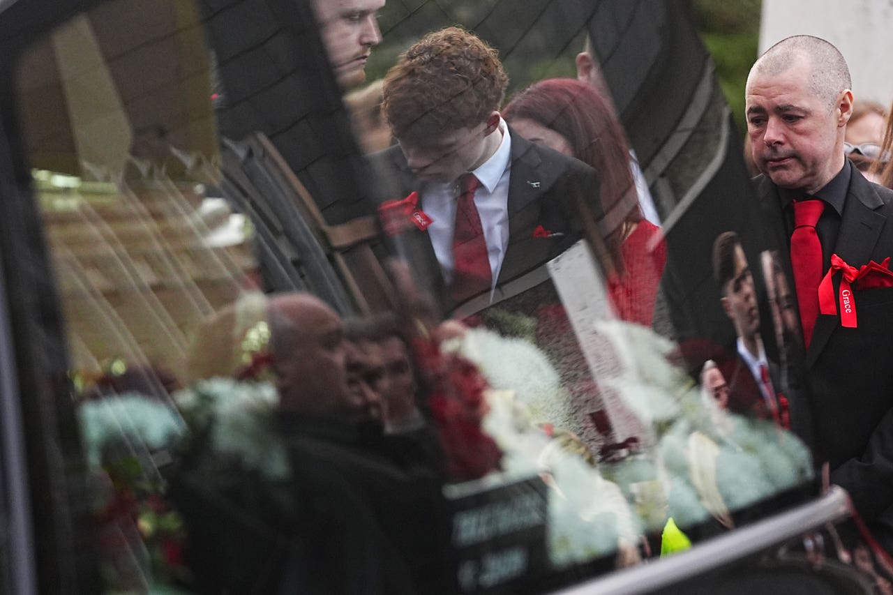 Finglas mourns Grace Lynch as priest warns of ‘mad youngsters’ on ...