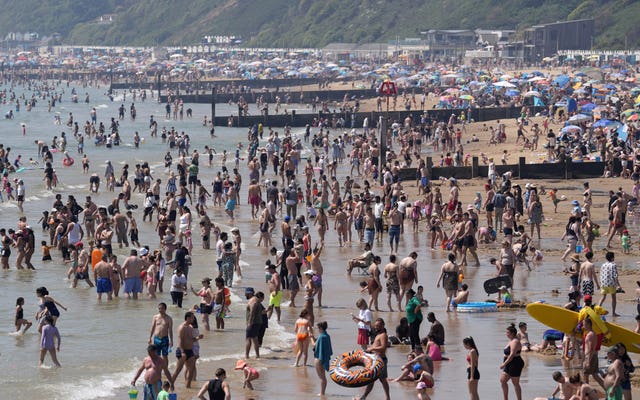 UK endures ‘tropical night’ after heatwave breaks May record for second ...