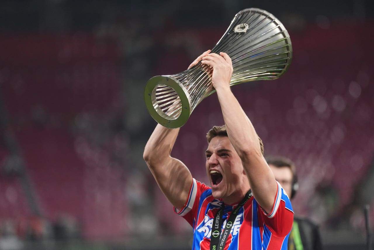 Justin Devenny keen to impress new Palace boss with Northern Ireland ...