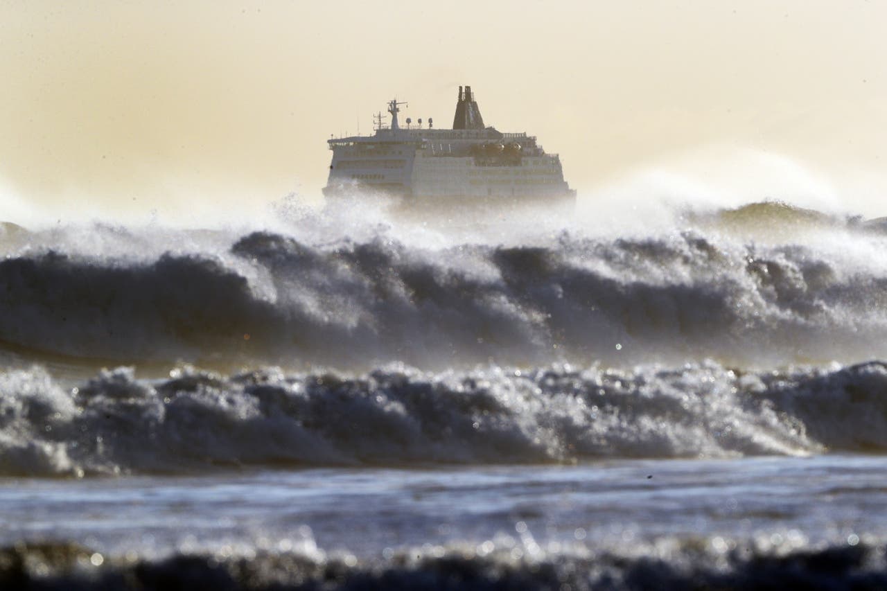 Study reveals how dangerous ‘rogue' waves are formed in the world's ...