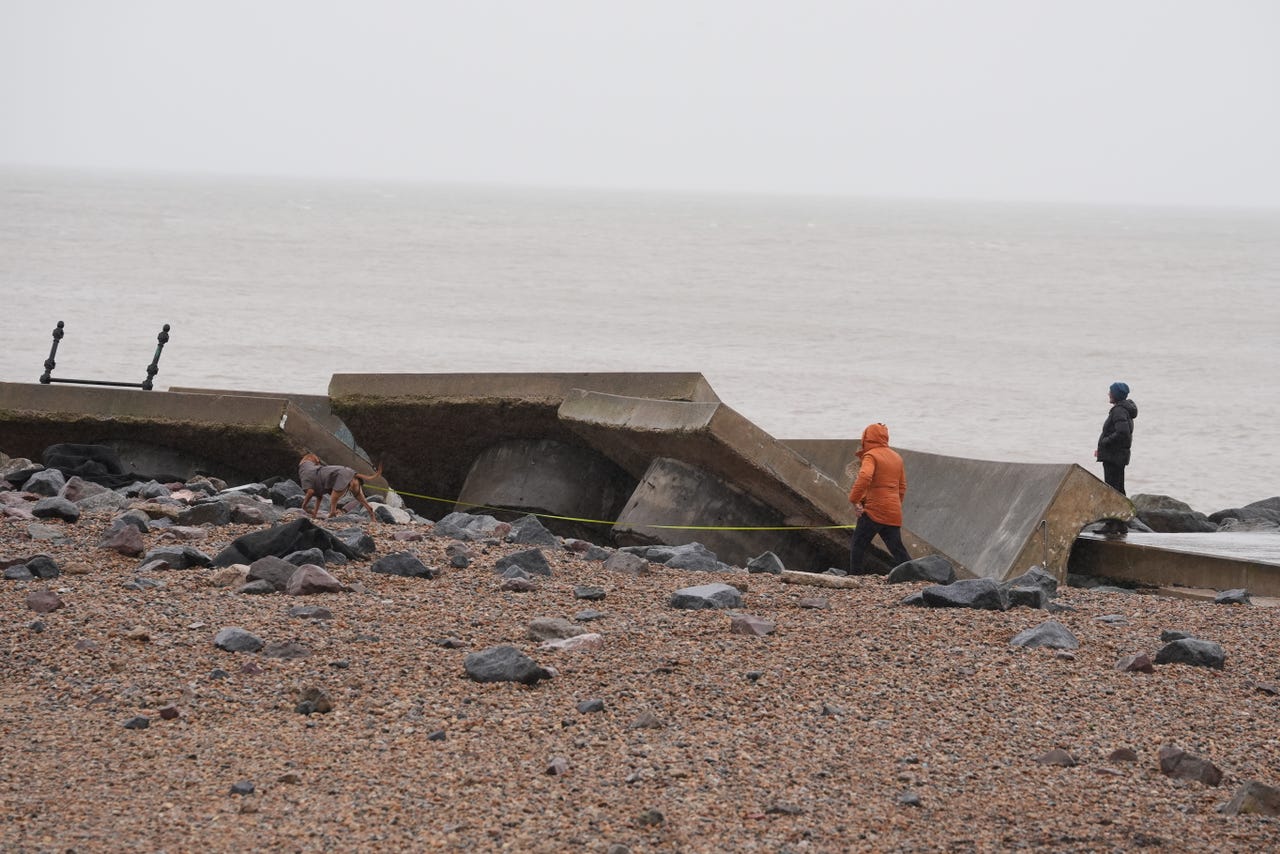 Thousands deal with Storm Goretti havoc as forecasters warn of more ...