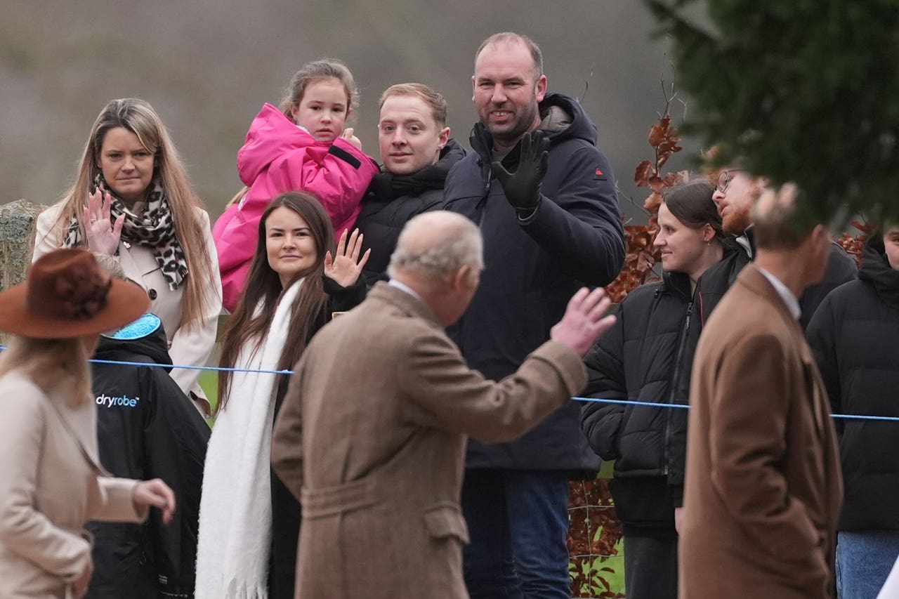 King greets well-wishers after Sandringham church service | Lowestoft ...