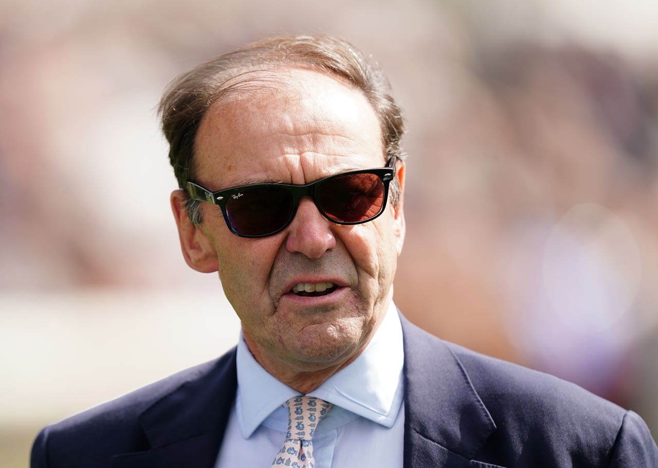 Tributes paid to ‘legend’ Kevin Prendergast | Swindon Advertiser