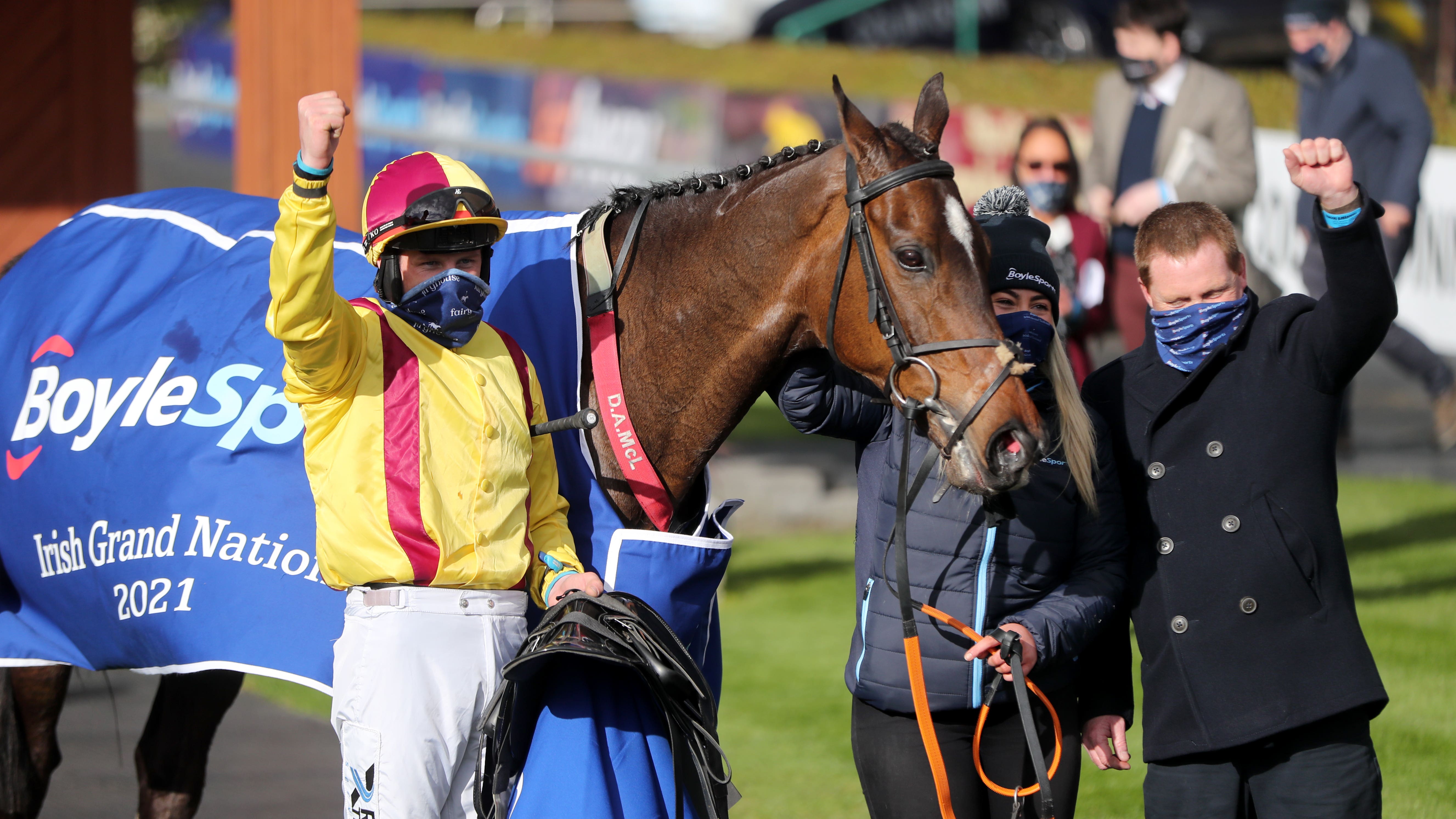 Freewheelin Dylan on the road to Grand National