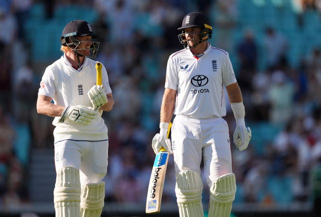 Joe Root makes more Test history but New Zealand close in on win ...