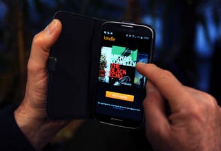 49% of parents want mobile phones banned in schools, research finds