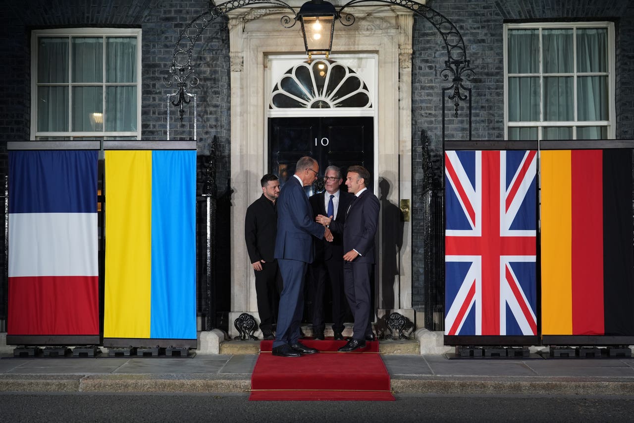 Zelensky weighs in on Reform UK councils lowering Ukrainian flags ...