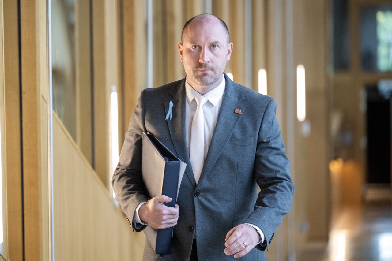 MSPs call on Scottish Government to publish communications connected to ...