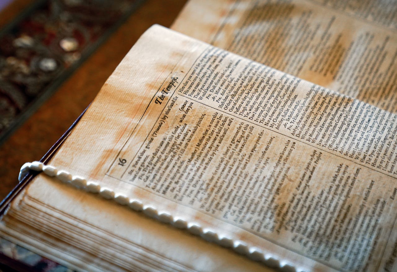 Judi Dench and Helen Mirren to feature in BBC Shakespeare documentary ...