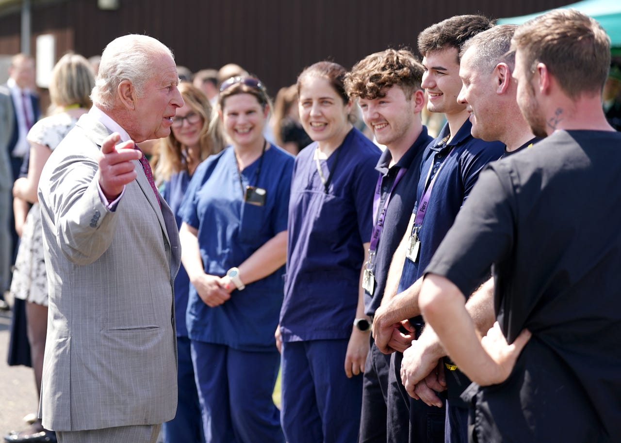 King praised for his understanding of ‘harmony with nature’ at squirrel project | Tivyside ...