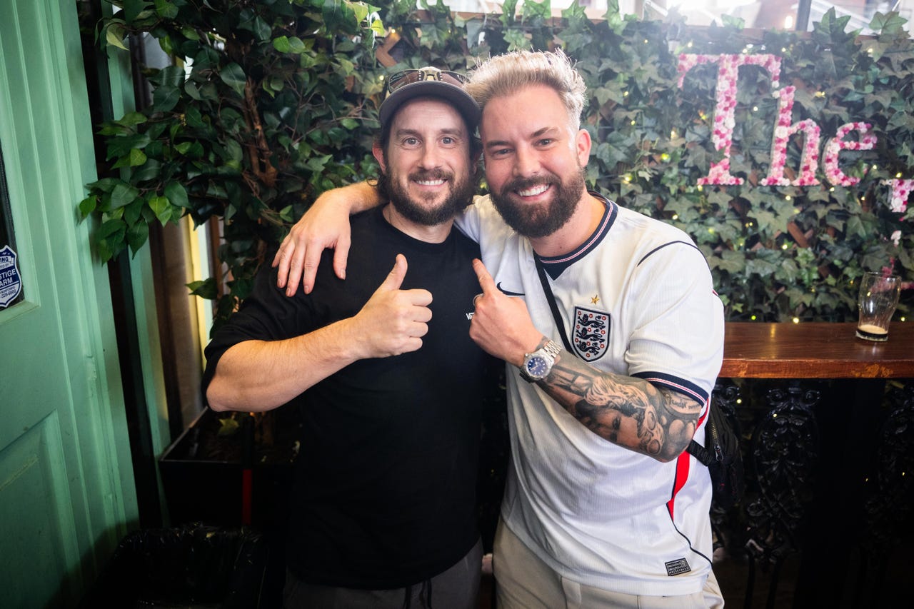 Boston pub rents extra fridges and sees long queues as England fans ...