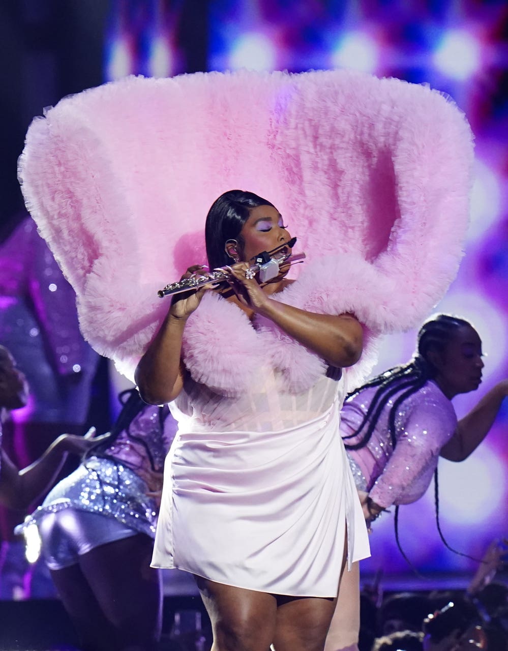 Lizzo appears to tease new music in video speaking of ‘real love in ...