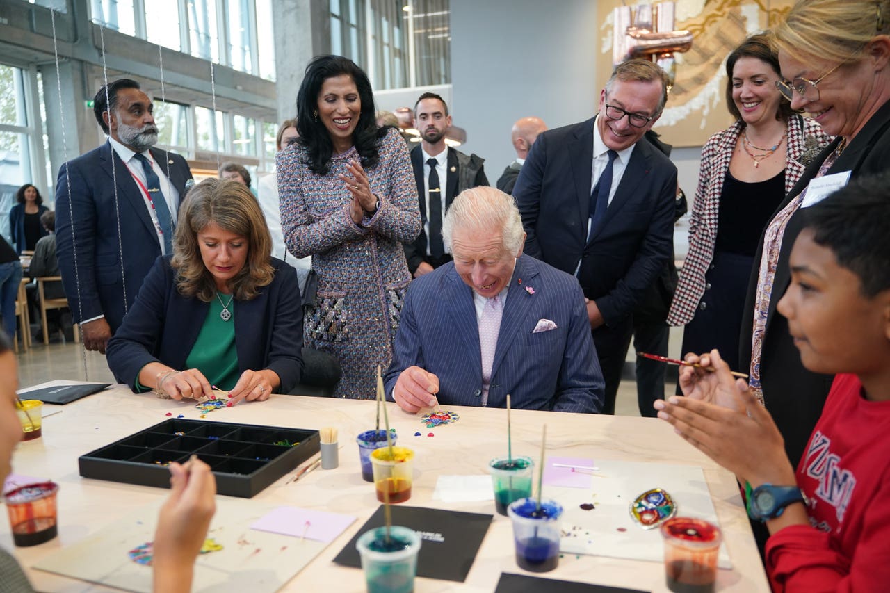 Shameless star and Everton manager to be honoured at Windsor Castle ...