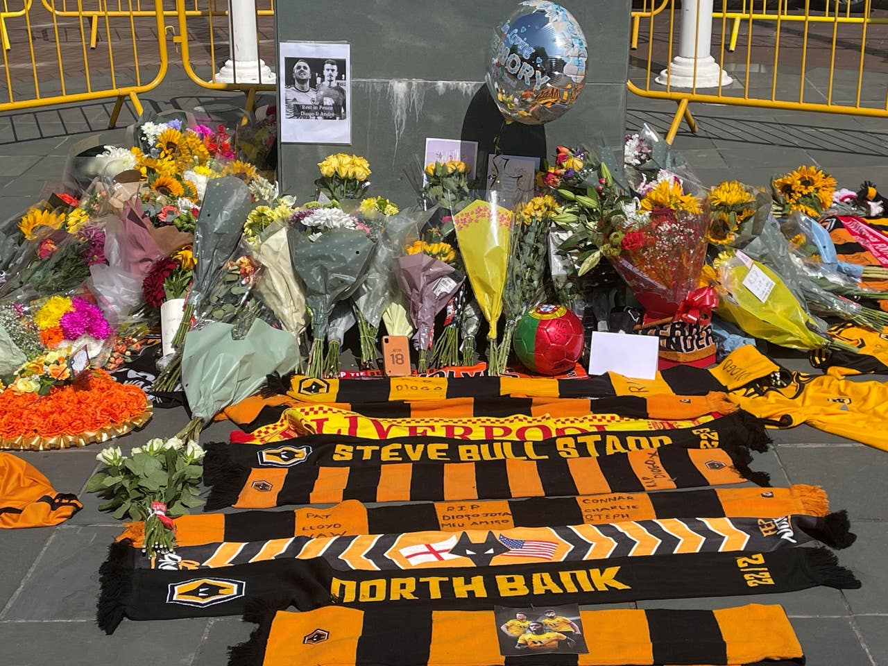 Mourners to gather in Portugal for wake of Liverpool footballer Diogo ...