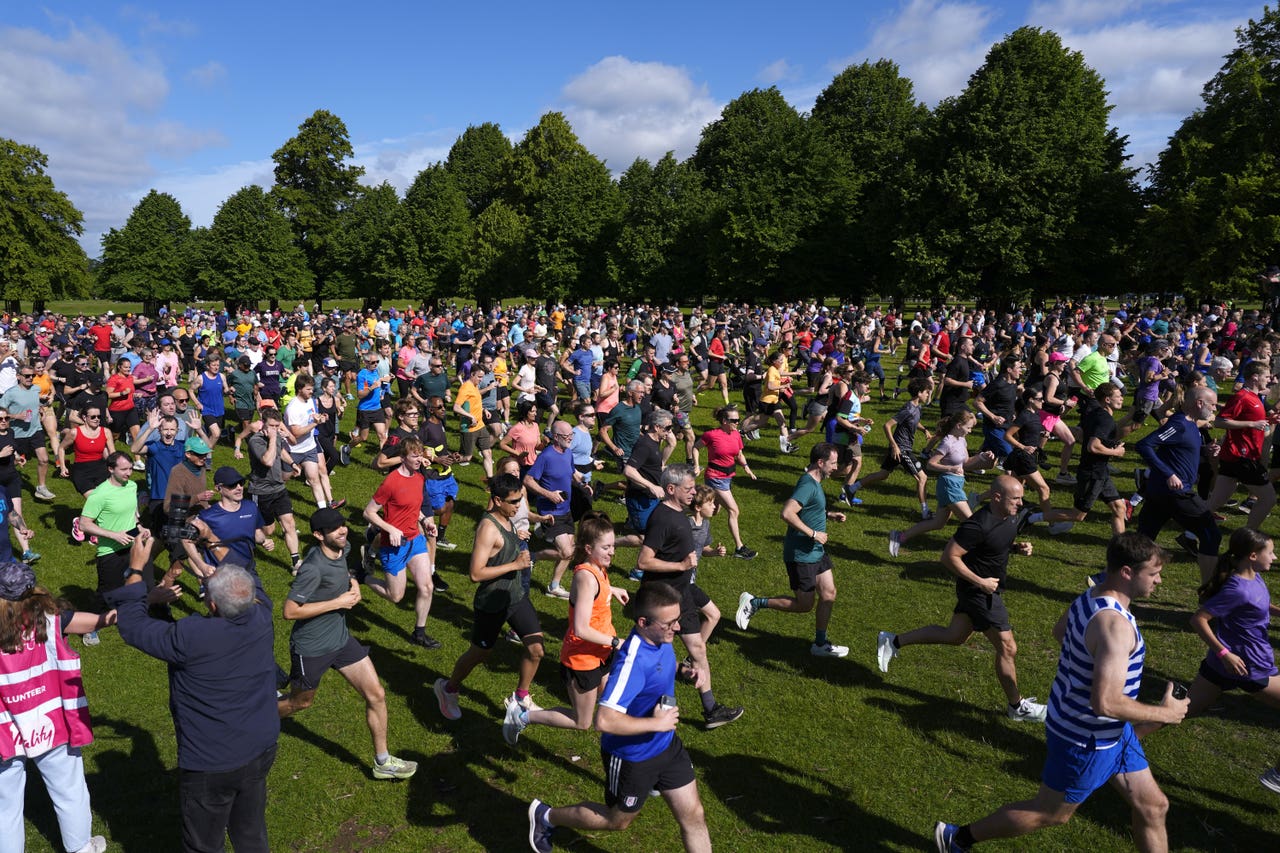 One millionth parkrun takes place with Dame Kelly Holmes among runners ...