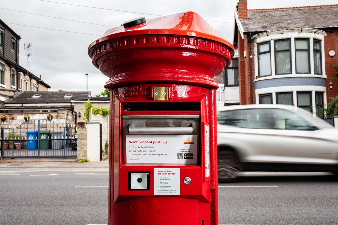 Royal Mail to introduce 3,500 parcel-friendly ‘postboxes of the future ...