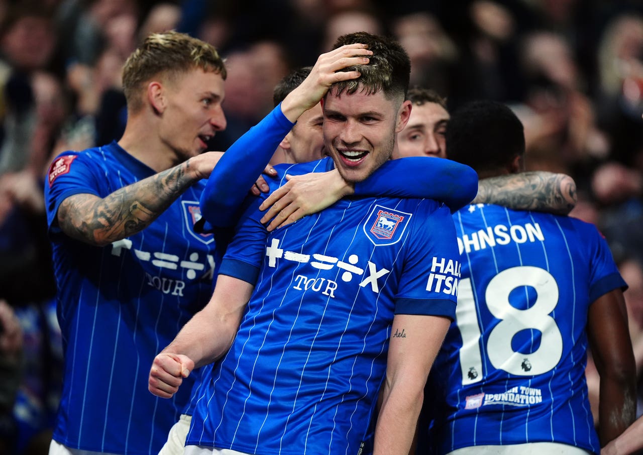 John Carver says George Hirst can give Scotland ‘a different dimension ...