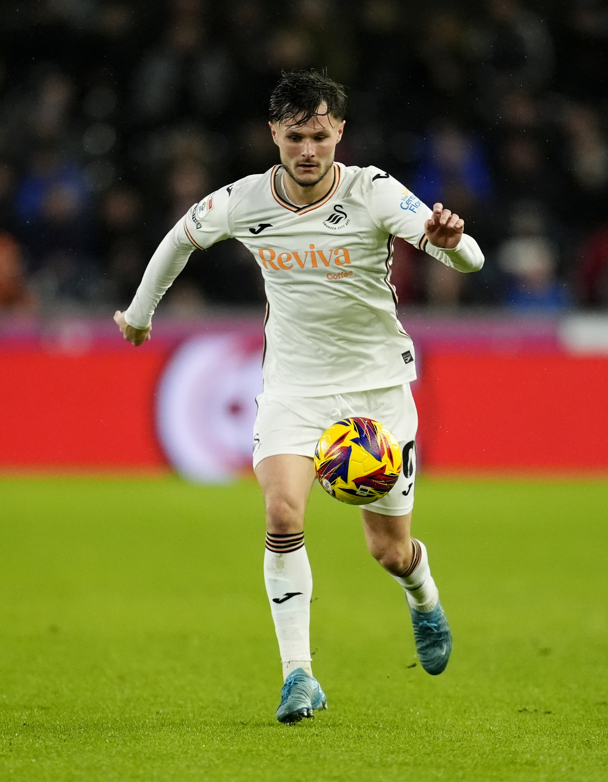 Liam Cullen inspires Swansea comeback to earn point at home to ...